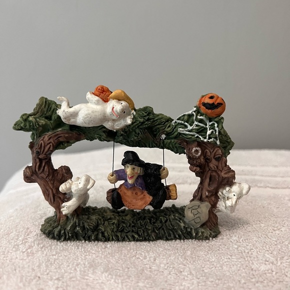 dockside imports | Holiday | Nib Vintage Resin Swinging Witch Figurine ...